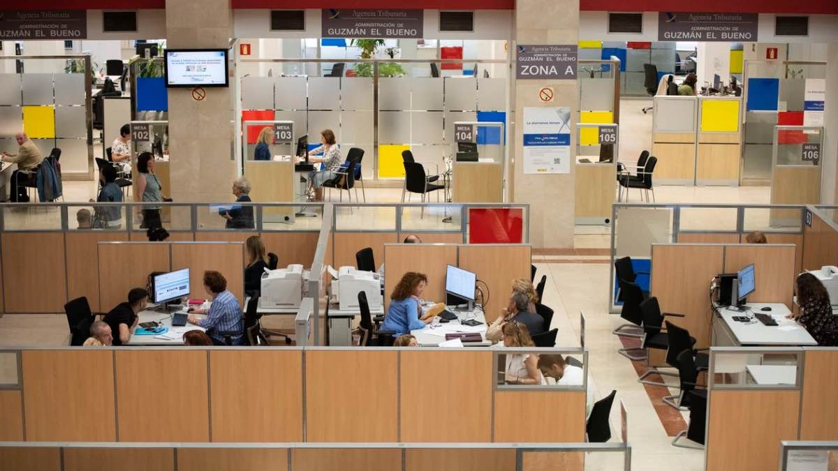 Subida salarial funcionarios 2023: Hacienda propone subir el sueldo un ...