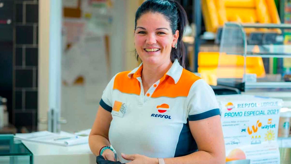 Repsol lanza 120 ofertas de empleo para trabajar en sus estaciones de ...
