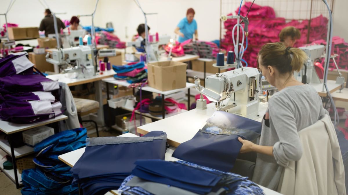 Urge contratar 100 operarios para importante empresa textil: jornada ...