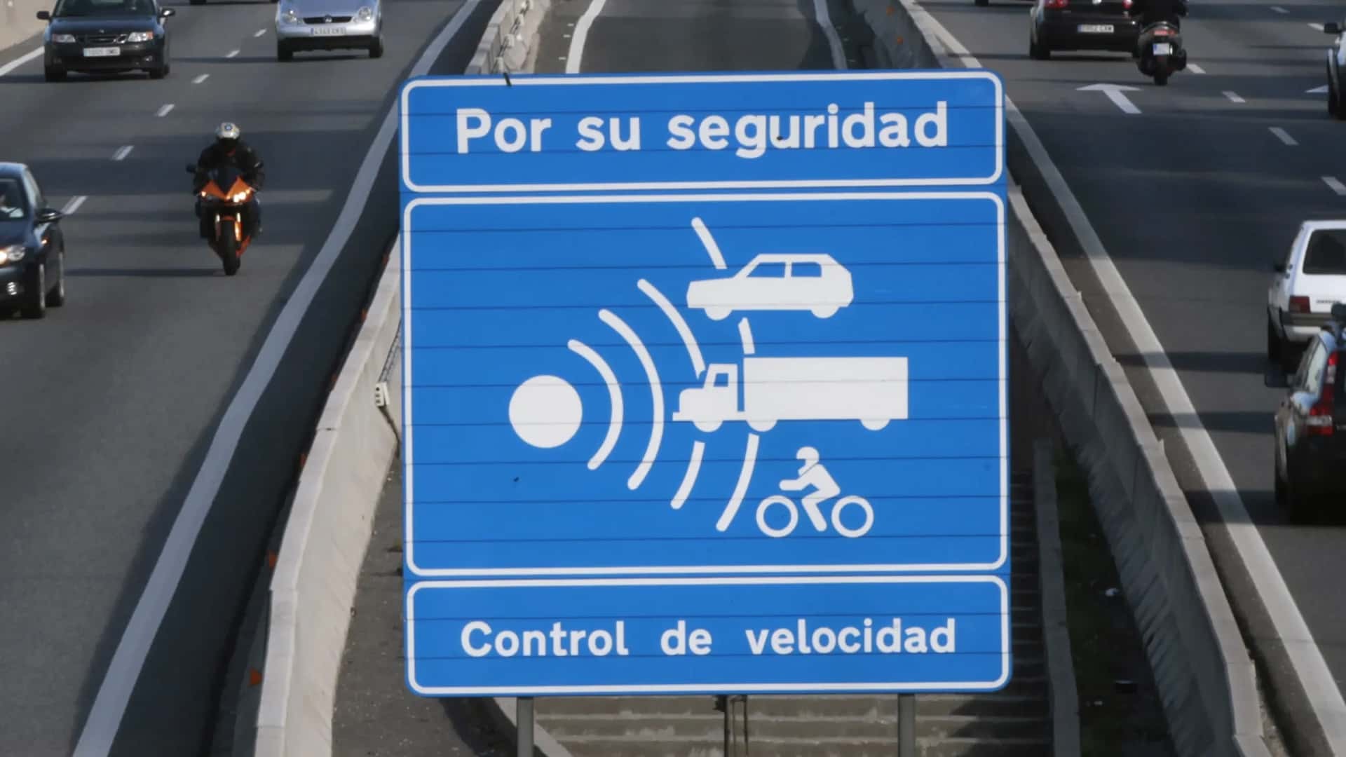 La DGT instala nuevos radares a partir de mayo: saltarán a esta velocidad