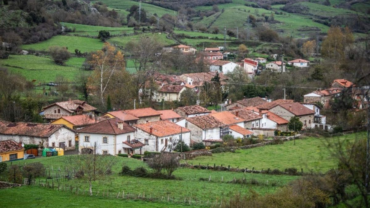 Se buscan vecinos para este bonito pueblo de Cantabria: hay empleo y ...